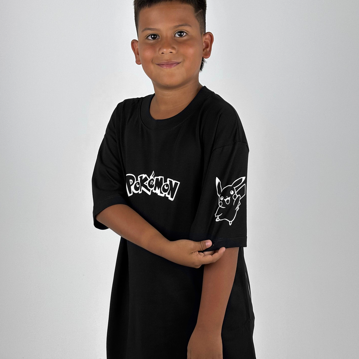Oversize Negro Niño Pokemon Alto Gramaje – Stark Brand